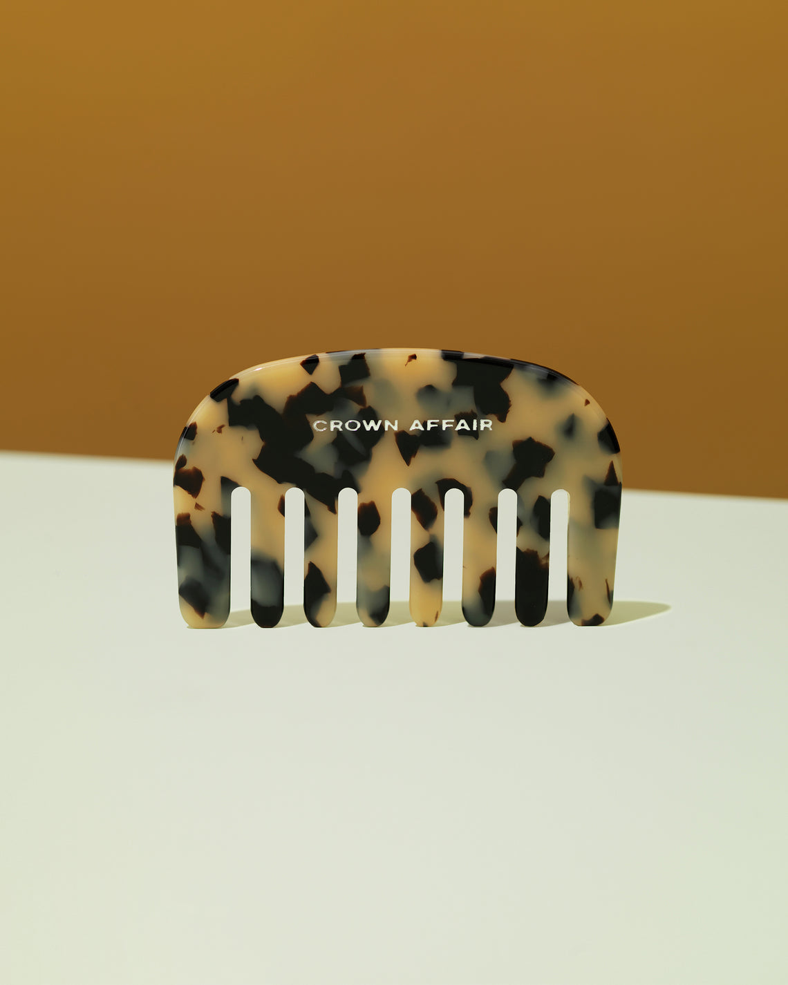 The Comb No. 002 - Crown Affair